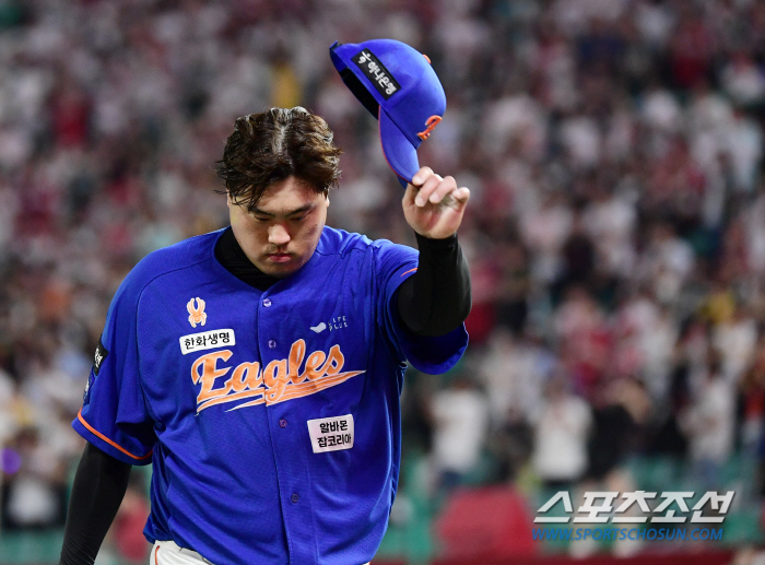 '주황 물결 기립 박수에 고개 숙여 화답' KKKKKKKK+149km! … | 스포츠조선