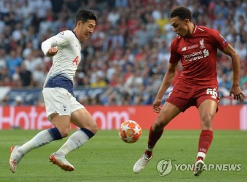 이젠 이강인의 시간…17년만의 한국인 UCL·UEL 동반우승 이룰까 | 스포츠조선
